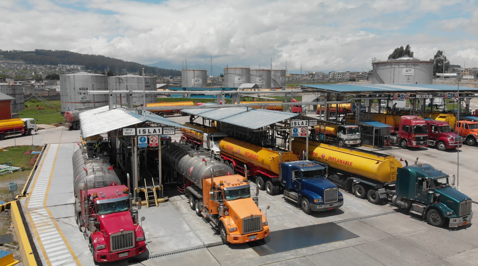 EP PETROECUADOR PRODUCE COMBUSTIBLES CON ESTÁNDARES DE CALIDAD DE ...